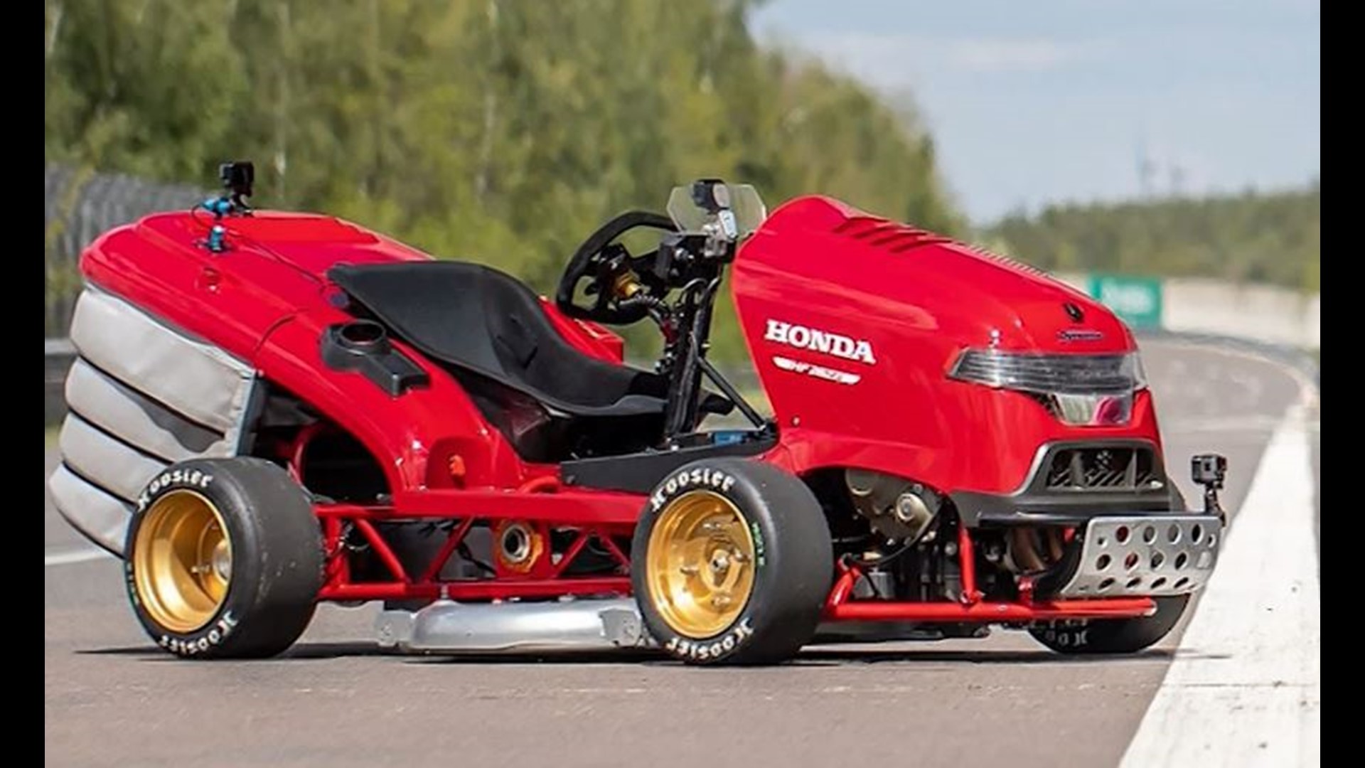 Honda lawnmower is fastest in the world, hits 100 mph in 6 seconds ...