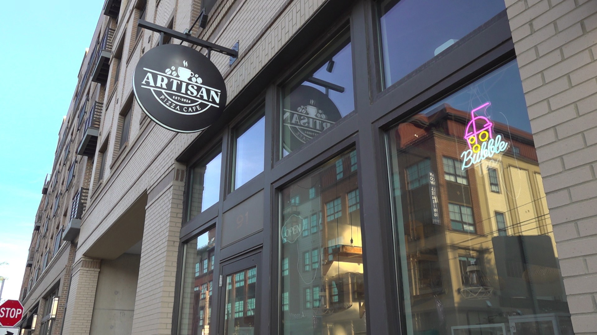 Ohio pizza shop gains popularity after Barstool review | 10tv.com