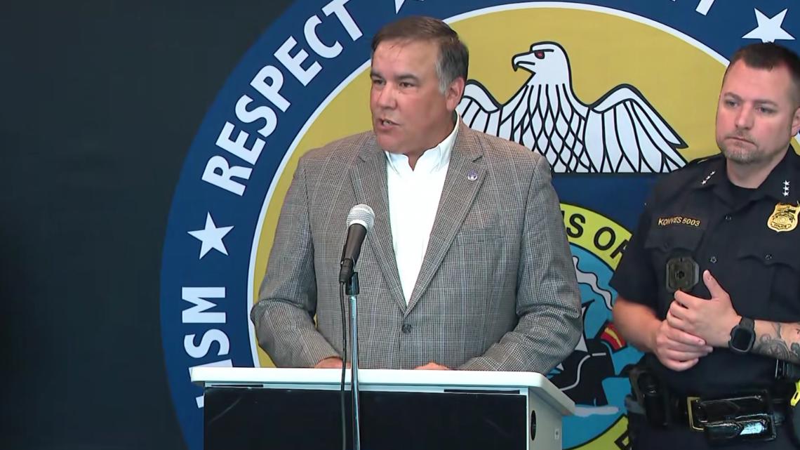 Columbus Mayor Andrew Ginther discusses weekend violence | 10tv.com