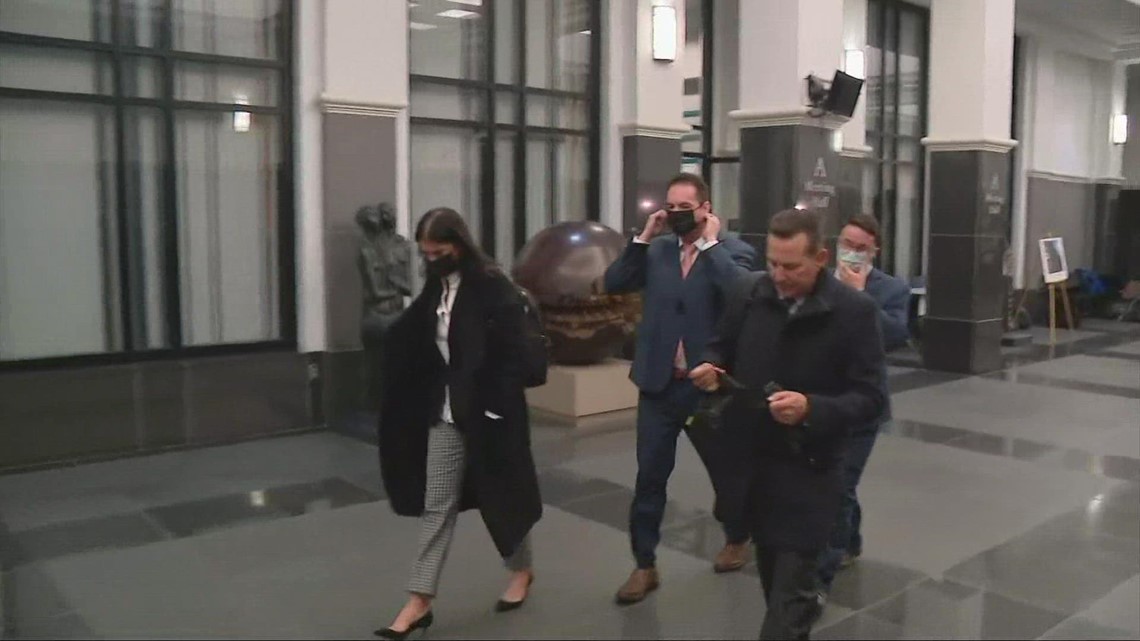 Jury selected in murder trial of Dr. William Husel | 10tv.com