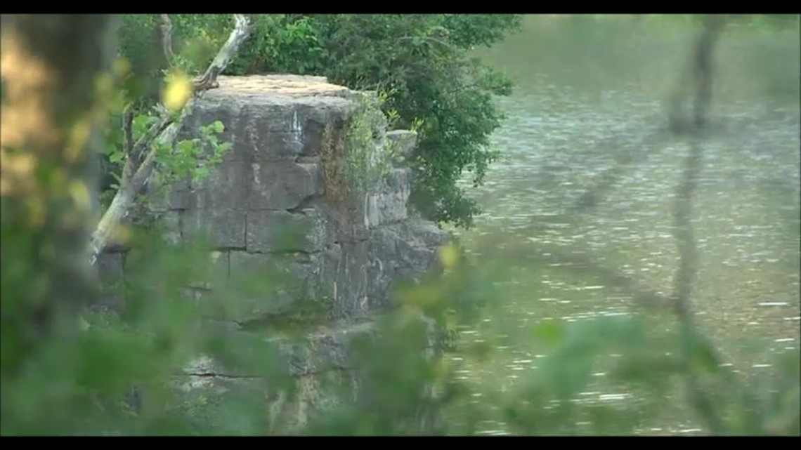 Man Jumps Off Cliff, Drowns In Quarry | 10tv.com