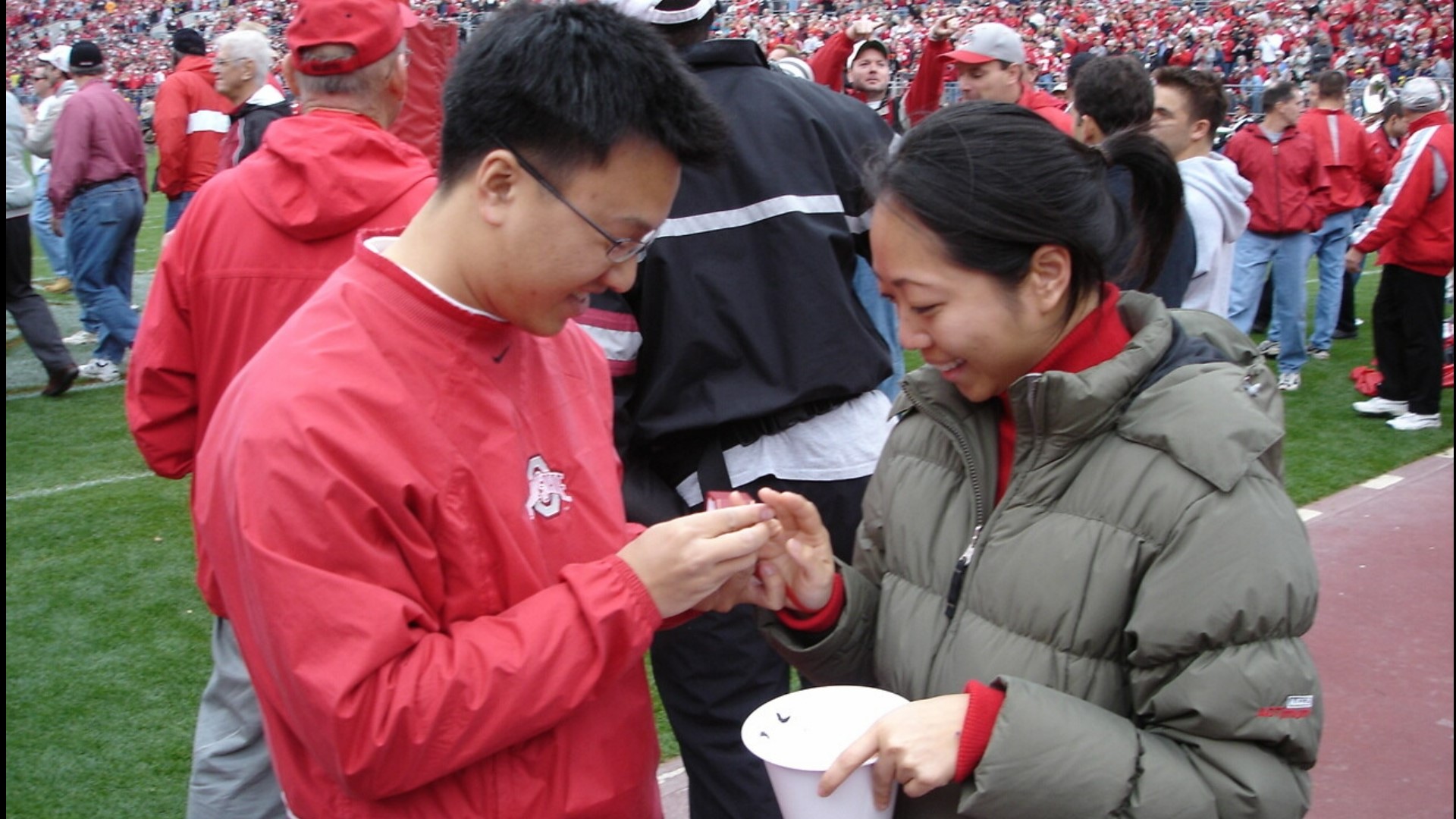 Buckeyes fans cheering for Ohio State across the globe | 10tv.com