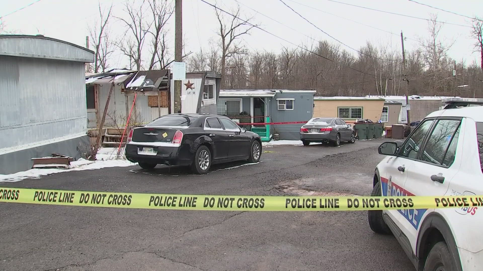 Police find woman dead, man injured inside southwest Columbus mobile ...