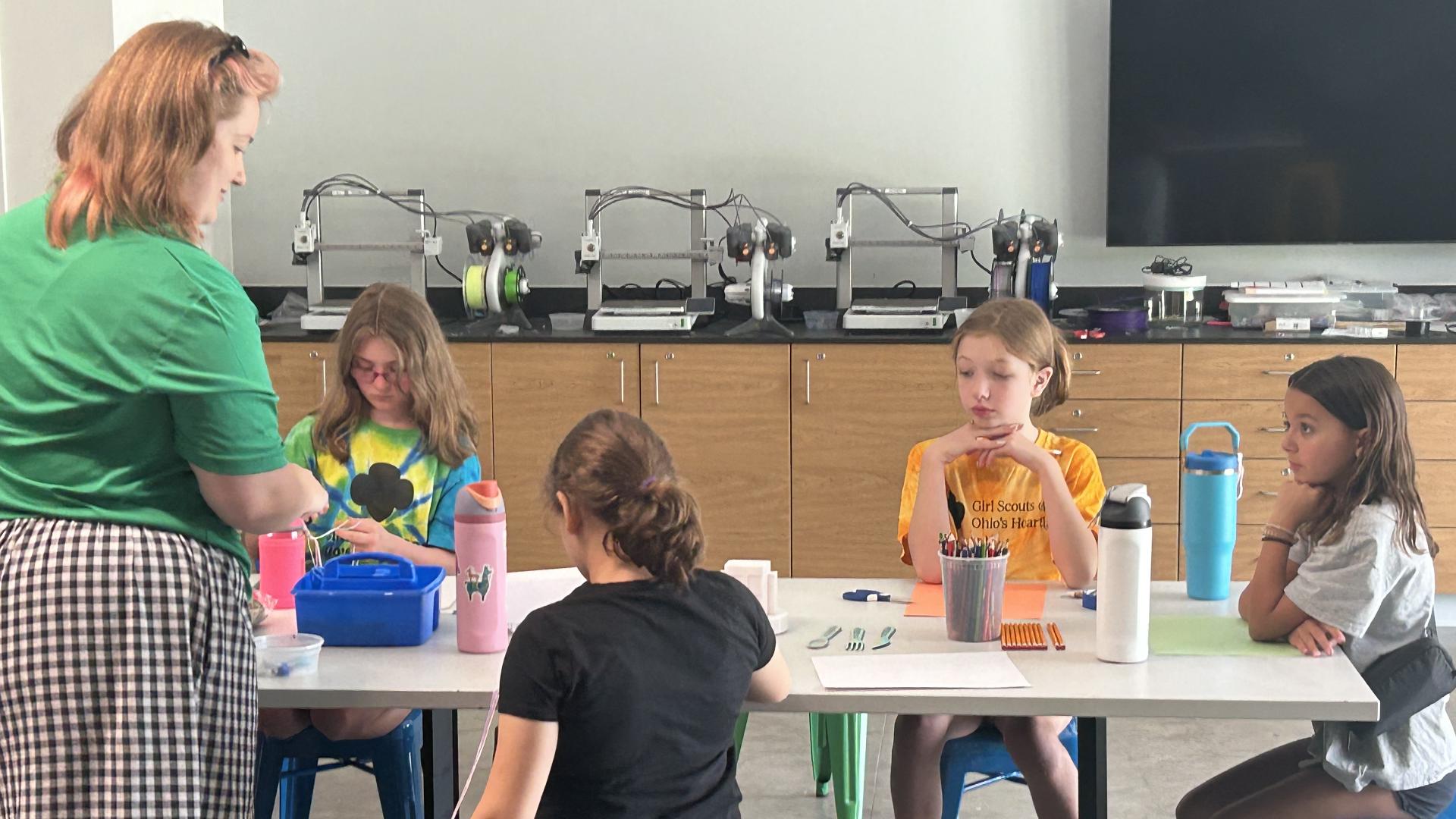 Girl Scouts explore STEM in fashion at Ohio camp | 10tv.com