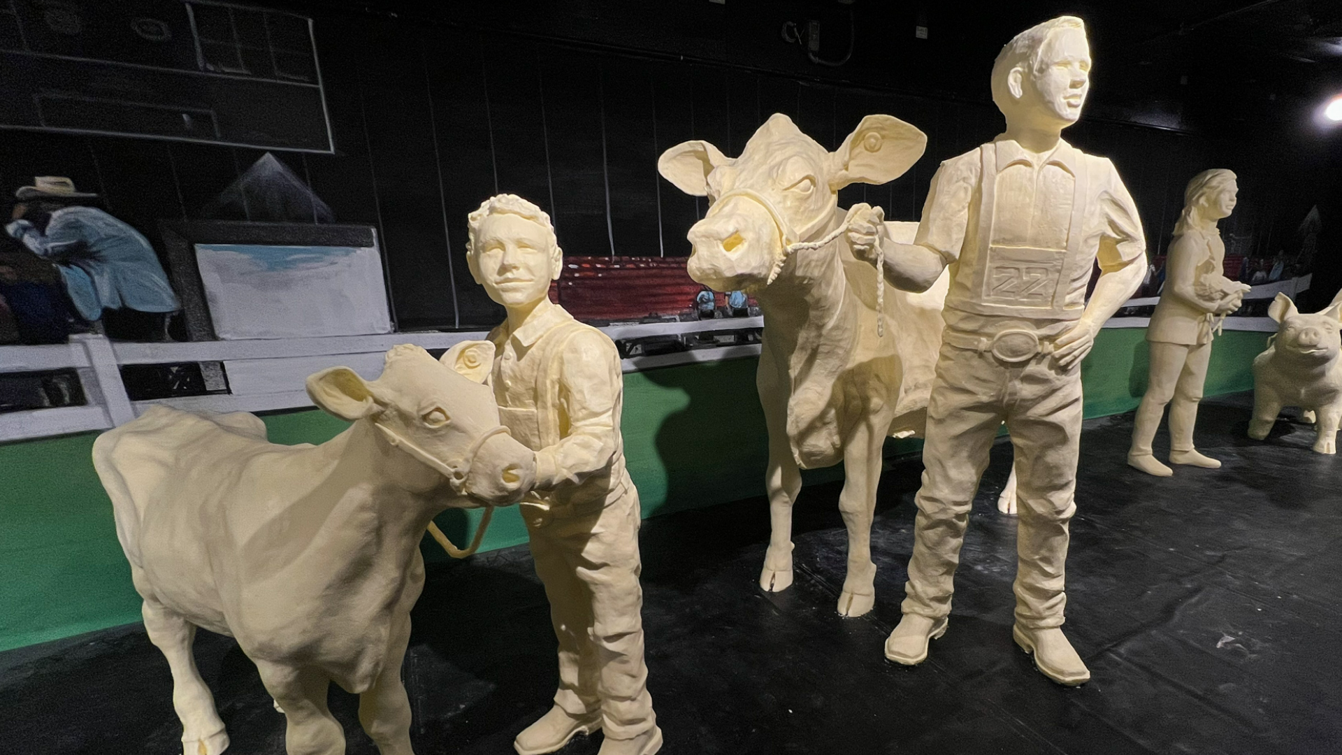 2022 Ohio State Fair butter cow display revealed | 10tv.com