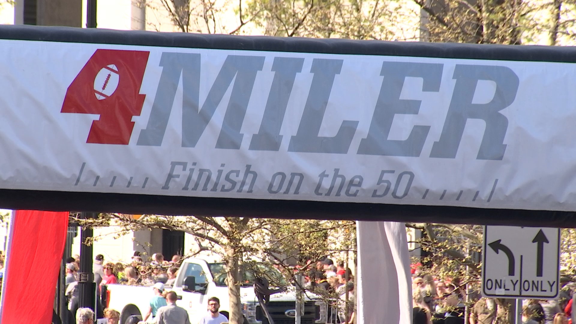 Thousands take part in Ohio State's 4 Miler | 10tv.com