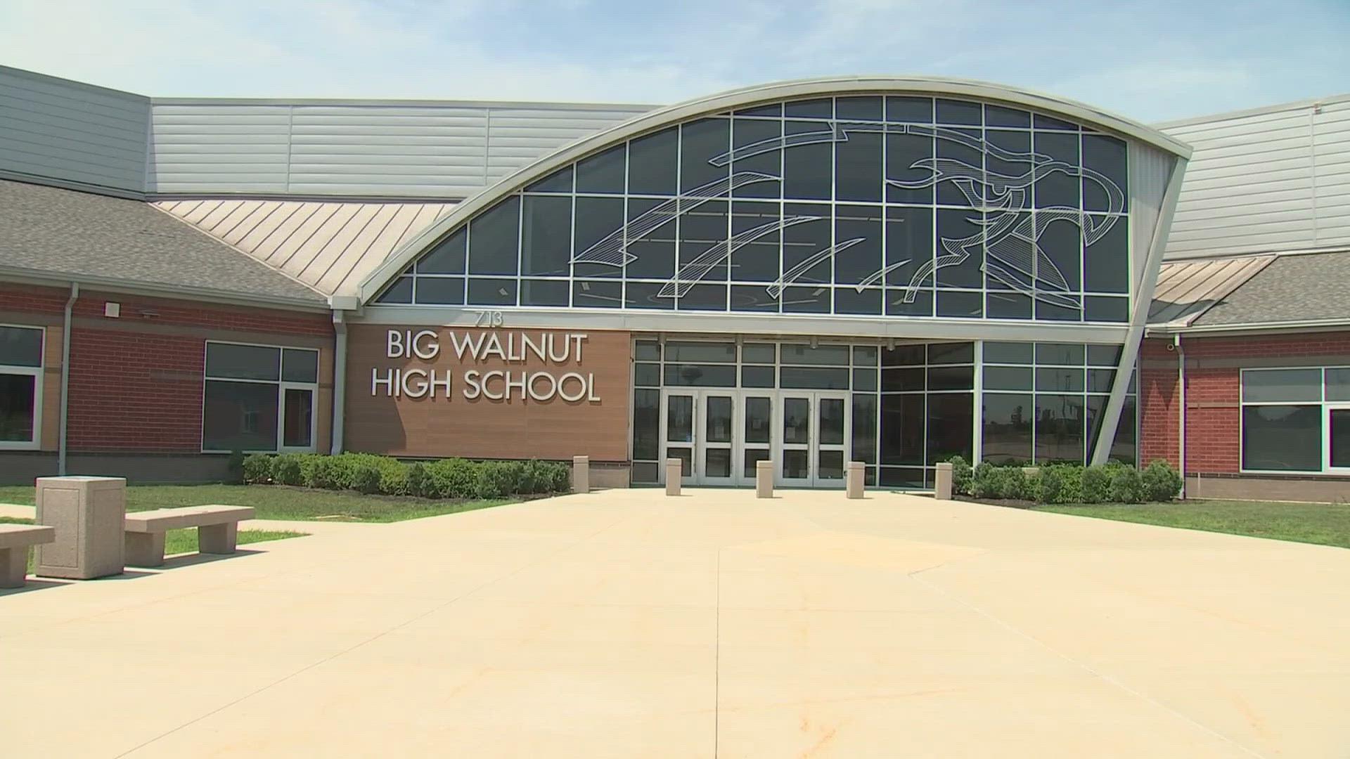 Big Walnut Schools axes pay-to-play fees for 2025-2026 year | 10tv.com