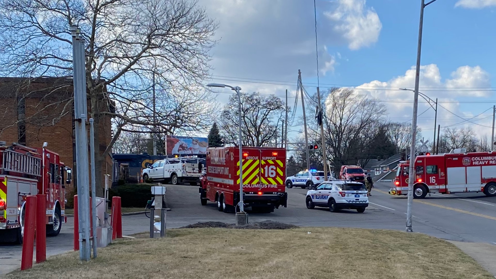 1 seriously hurt after being struck by train in north Columbus | 10tv.com