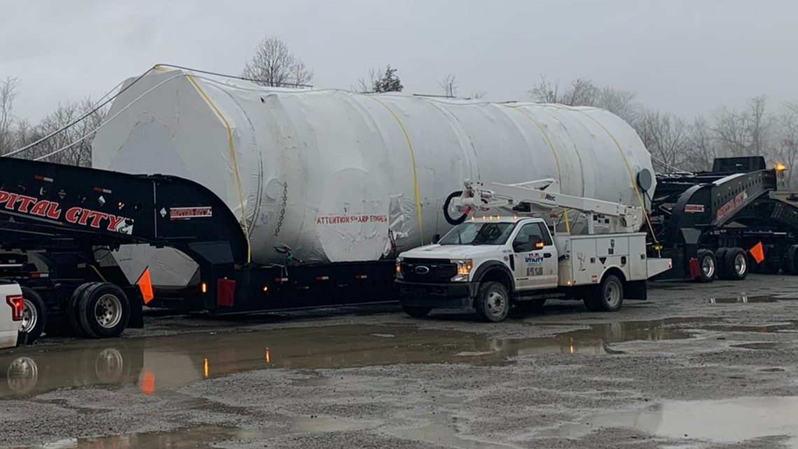 Multiple 'super loads' heading from southern to central Ohio | 10tv.com