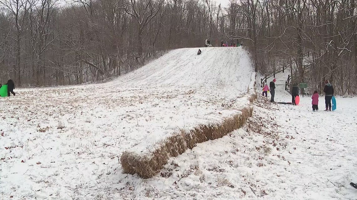 Kids enjoy sledding at Highbanks Metro Park after snowfall | 10tv.com