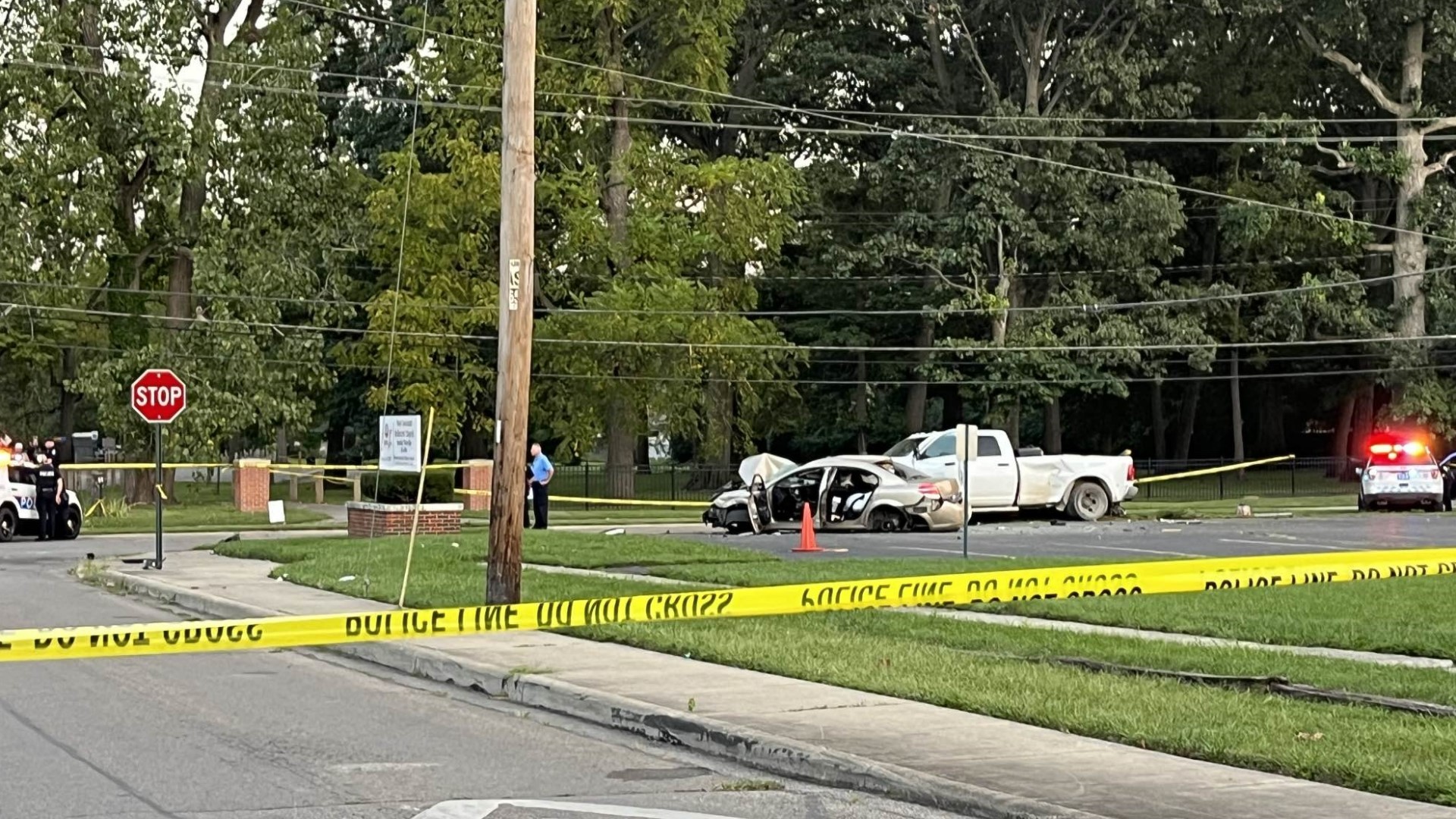 1 killed, 1 injured in Columbus crash | 10tv.com