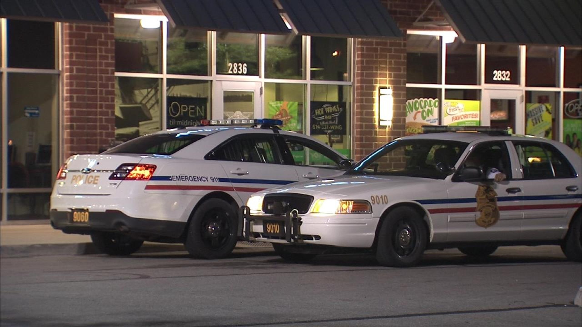 Restaurant Employees Held Up At Gunpoint | 10tv.com