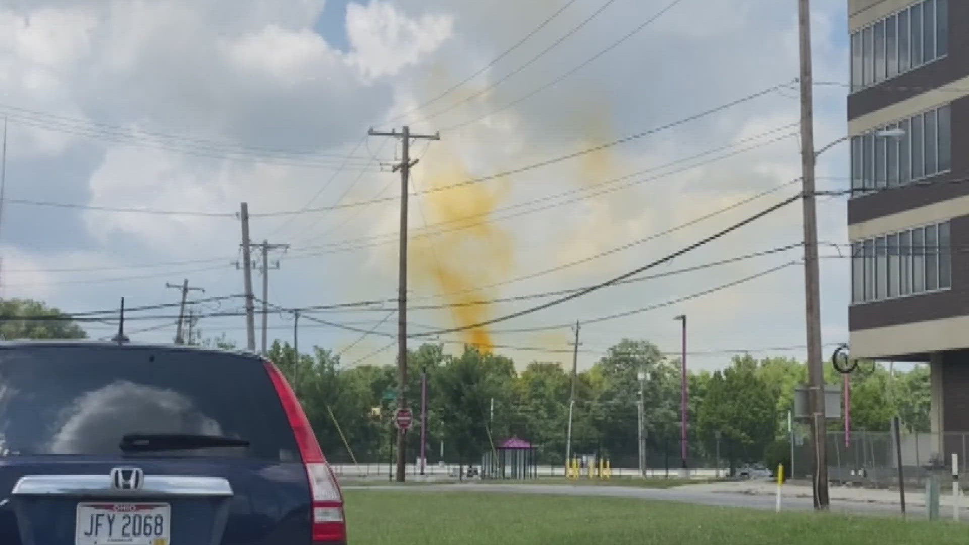Yellow plume of smoke spotted in North Franklinton | 10tv.com
