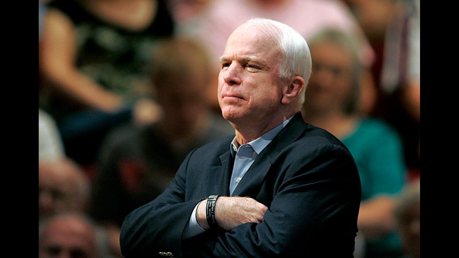 Governor Kasich orders flags at half-staff to honor John McCain | 10tv.com