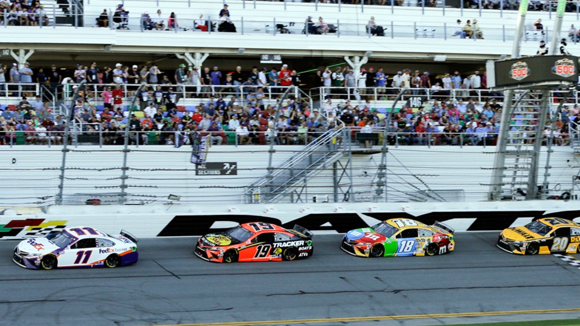 Denny Hamlin wins 3rd Daytona 500 in photo finish | 10tv.com