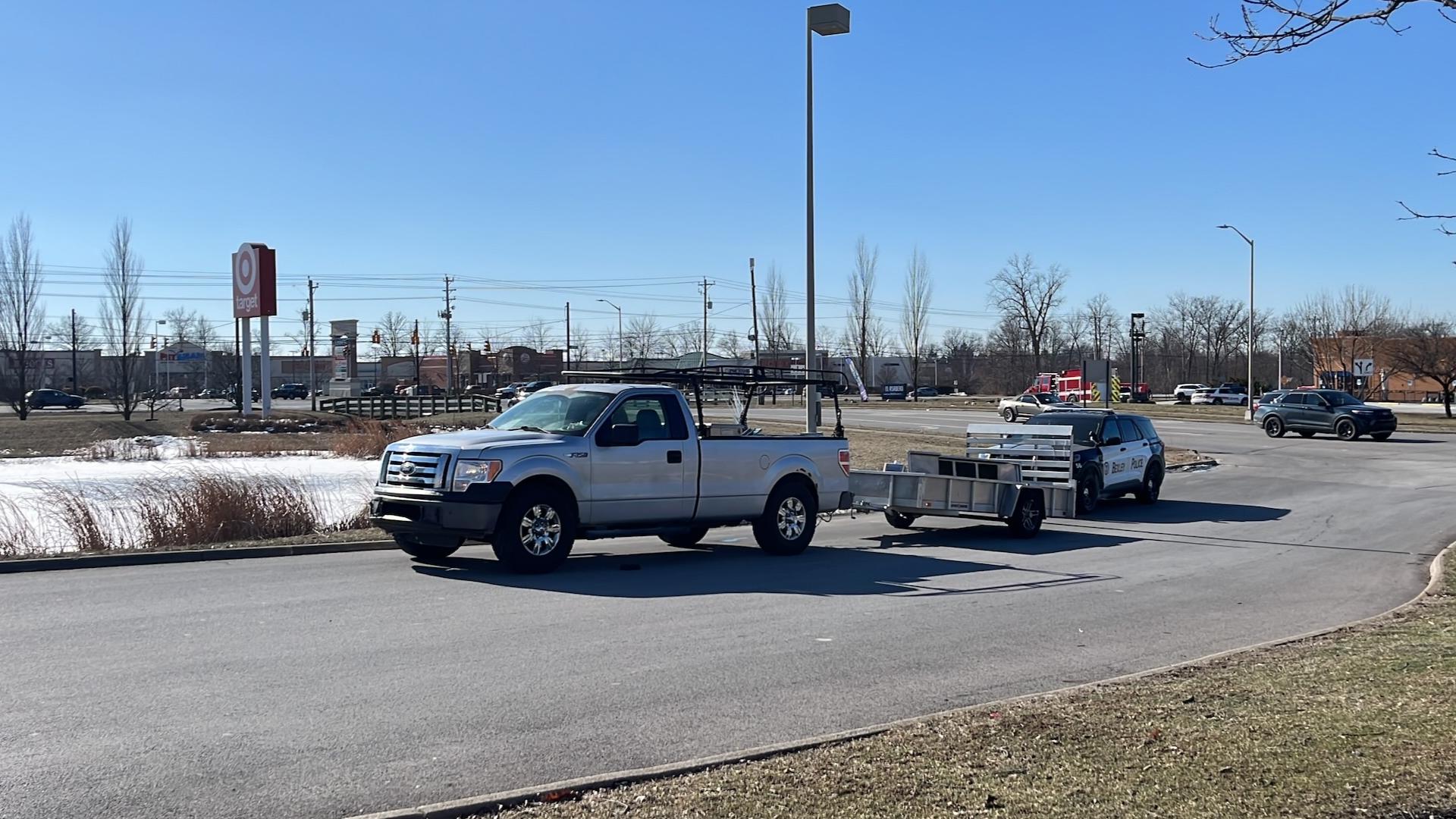 Stabbing at Bexley gas station leaves 1 critically injured | 10tv.com