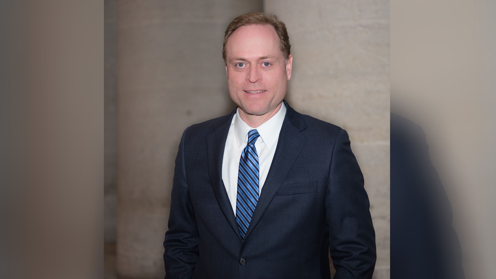 Ohio Senate Democrats appoint Mike Rowe as Chief of Staff | 10tv.com