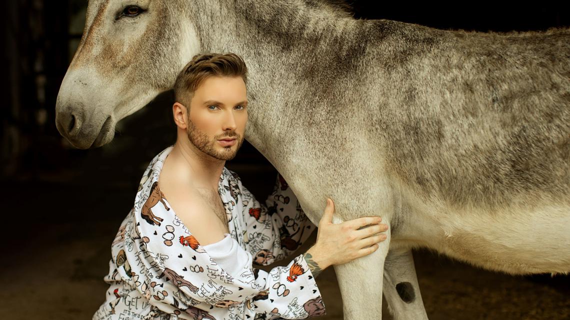 Comedian Matt Mathews visiting Columbus next year | 10tv.com