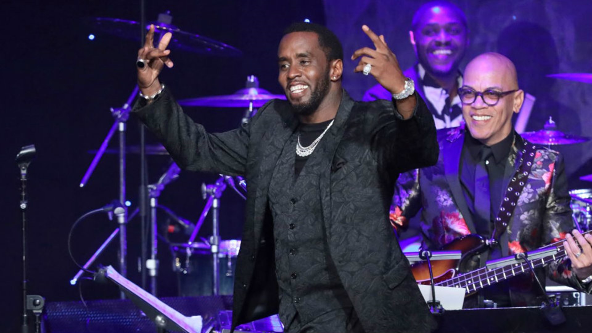 Diddy calls out Grammys and demands change in fiery speech | 10tv.com