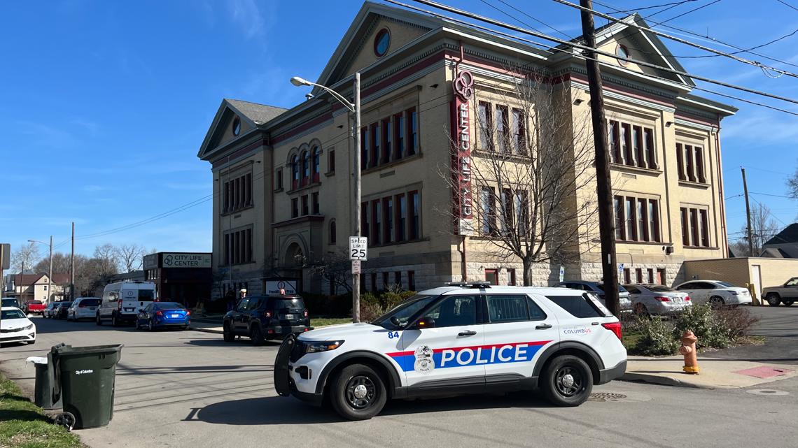 Police: Franklinton school on lockdown after shots fired in area | 10tv.com
