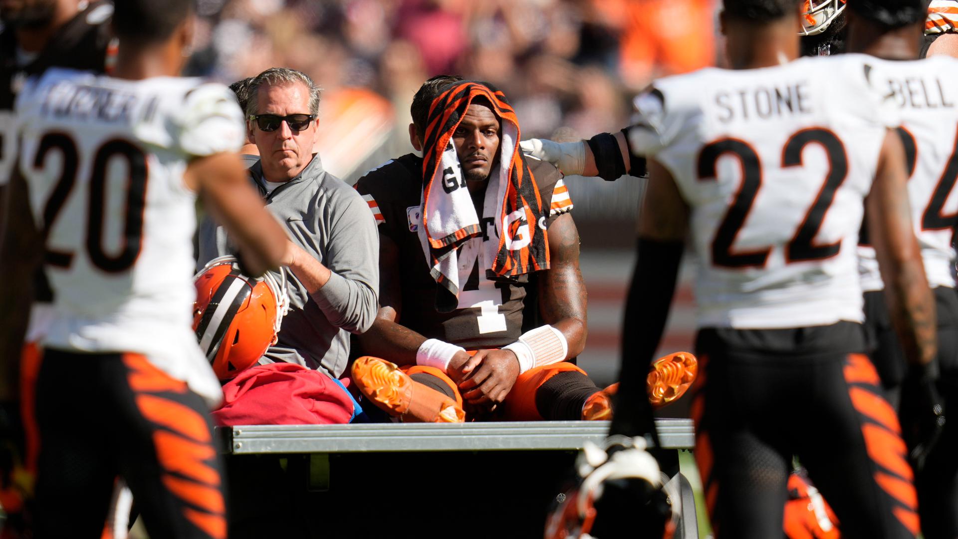 Browns QB Deshaun Watson carted off field with Achilles injury | 10tv.com