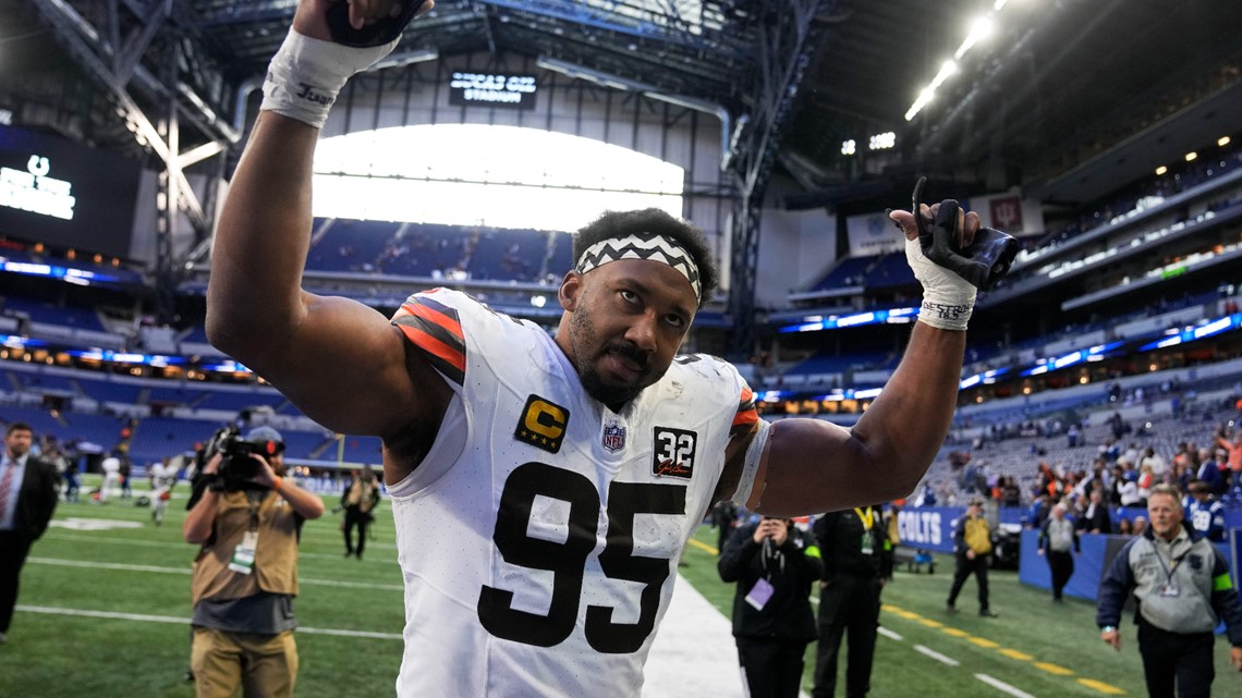 Myles Garrett shows off 'Jeepers Creepers' Halloween display | 10tv.com