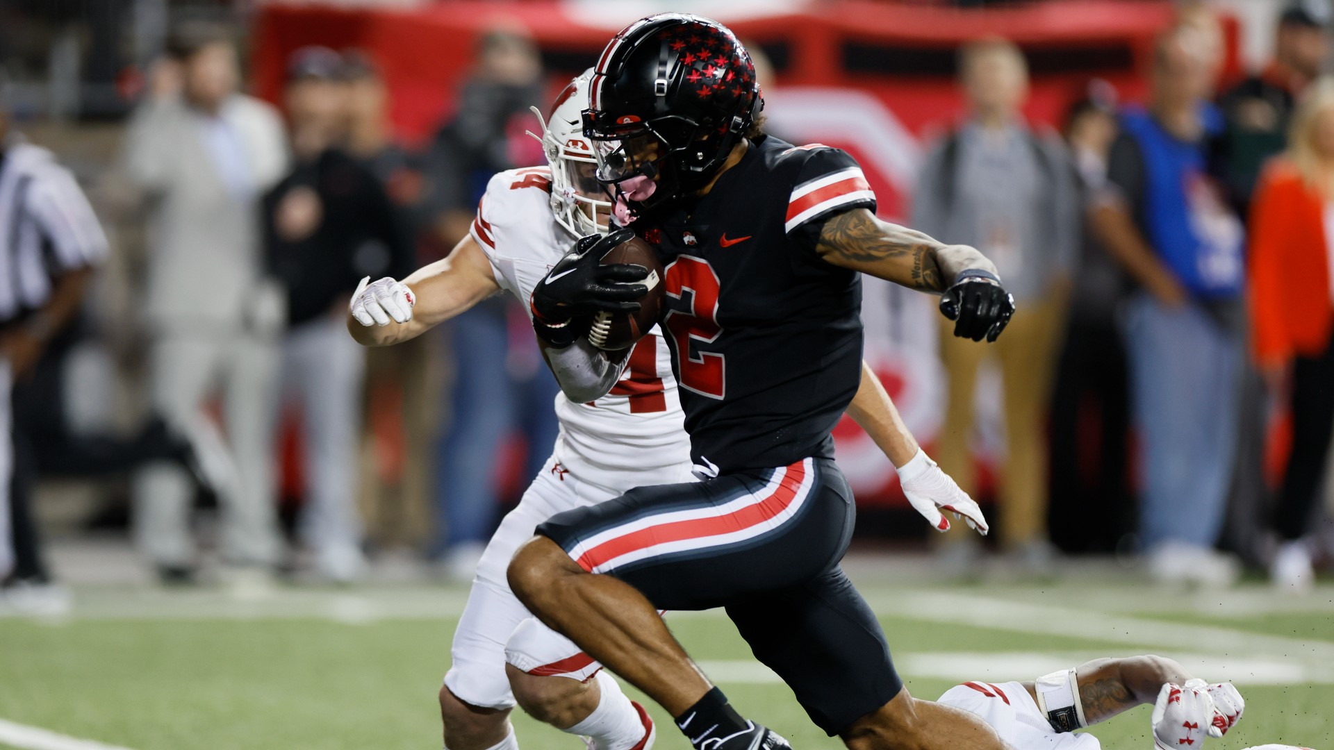 Buckeyes score early and often, bury Wisconsin 52-21 | 10tv.com