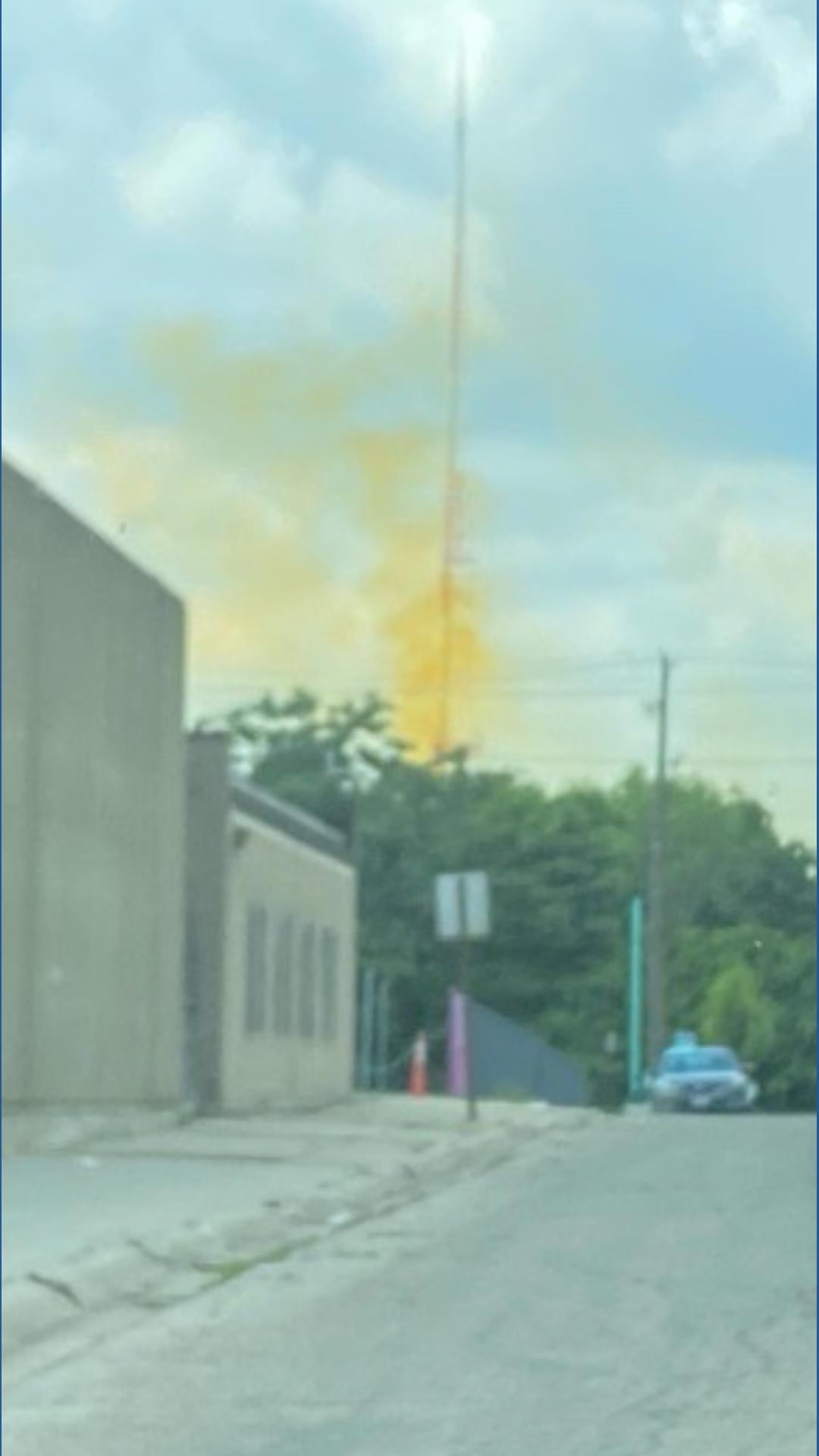 Yellow plume of smoke spotted in North Franklinton | 10tv.com