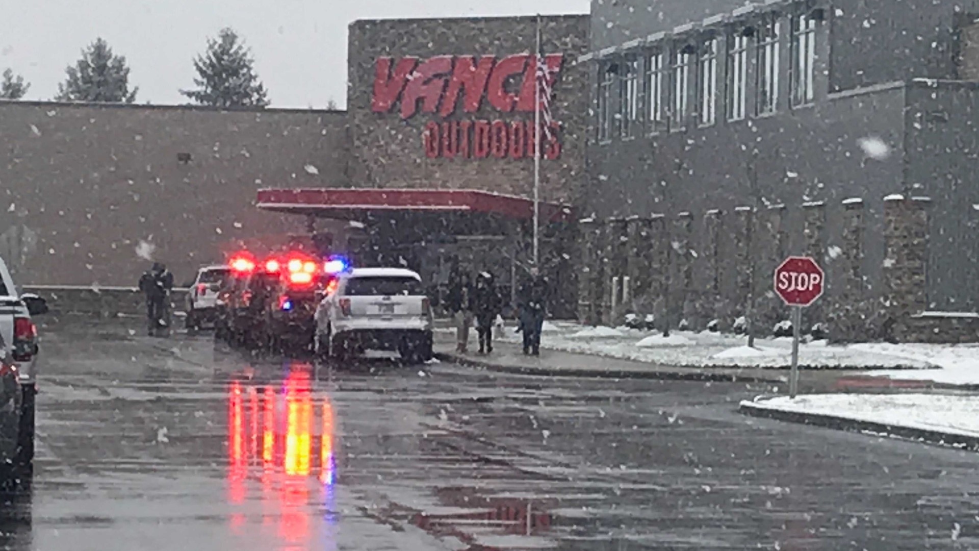 Police: 2 injured in apparent accidental shooting inside Obetz sporting ...