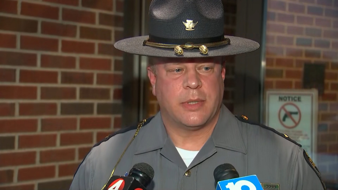 OSHP lieutenant provides update after vehicle goes into pond in West ...