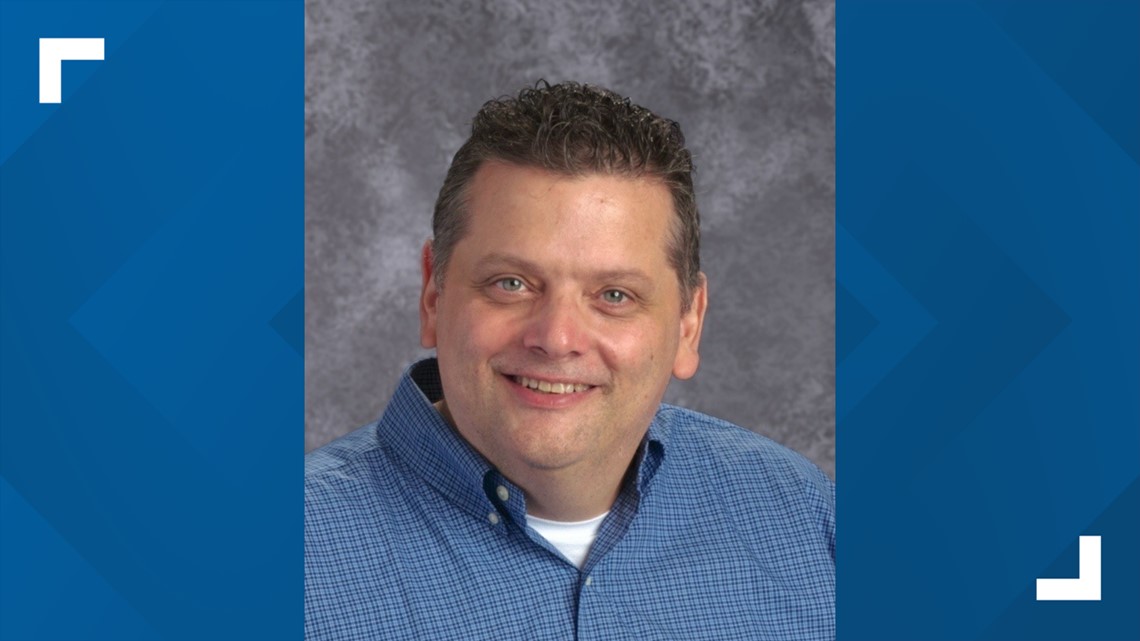 Gahanna Lincoln teacher is 2024 Ohio Teacher of the Year | 10tv.com