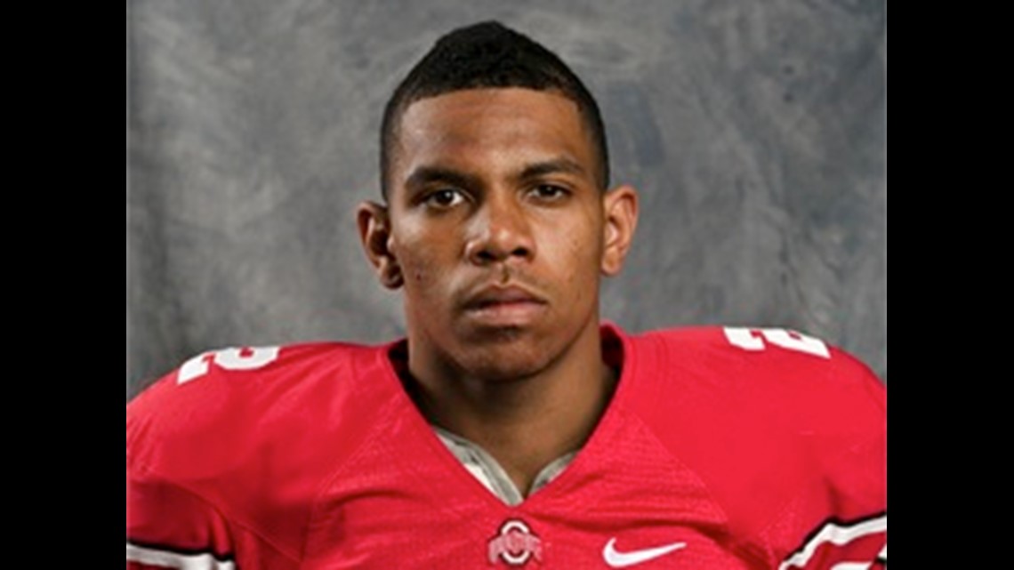 Pryor Among Players Honored After Iowa Game | 10tv.com