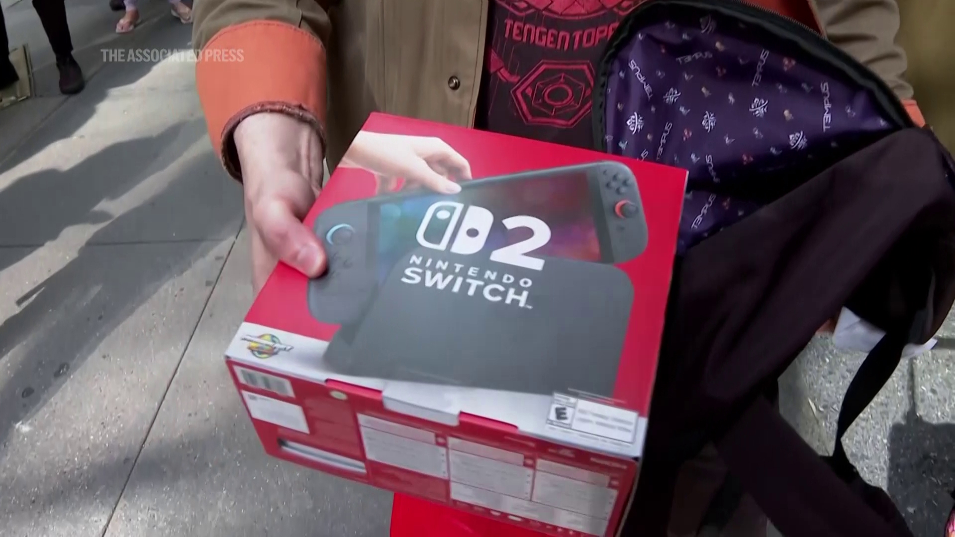 Nintendo Switch 2 releases to eager fans | 10tv.com