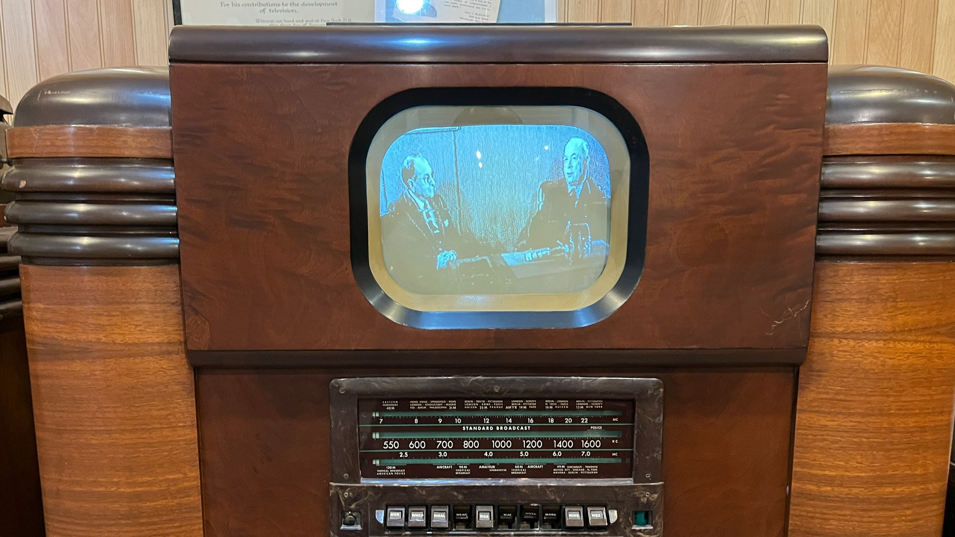 Early Television Museum shows decades-old history of entertainmen ...