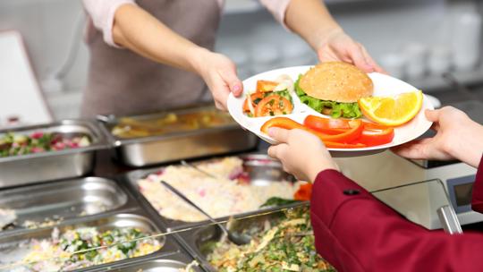 Ohio faces child hunger amid school funding cuts | 10tv.com