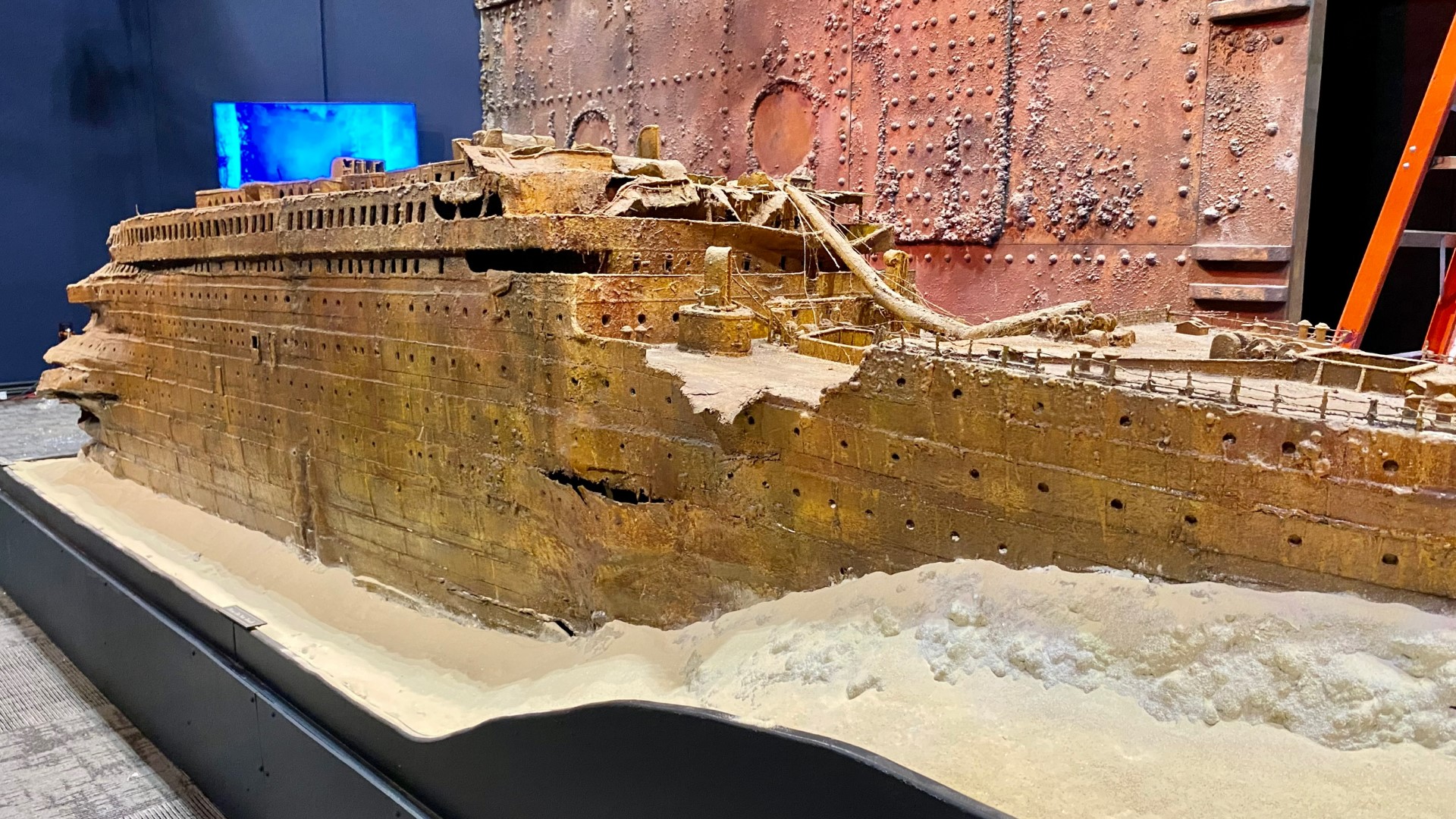 Titanic exhibit at COSI: A look inside | 10tv.com
