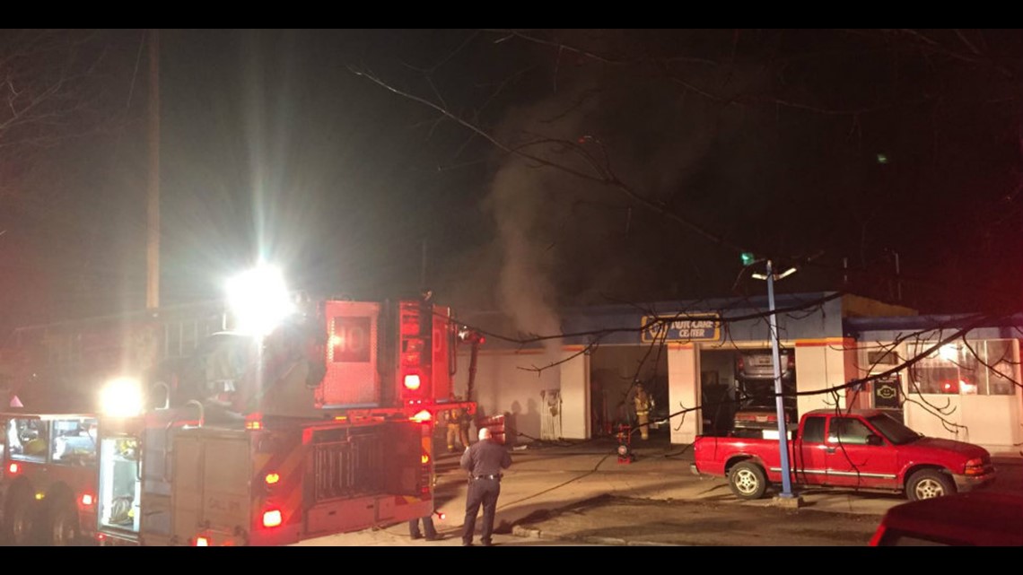 Firefighters investigating auto repair shop fire in west Columbus ...