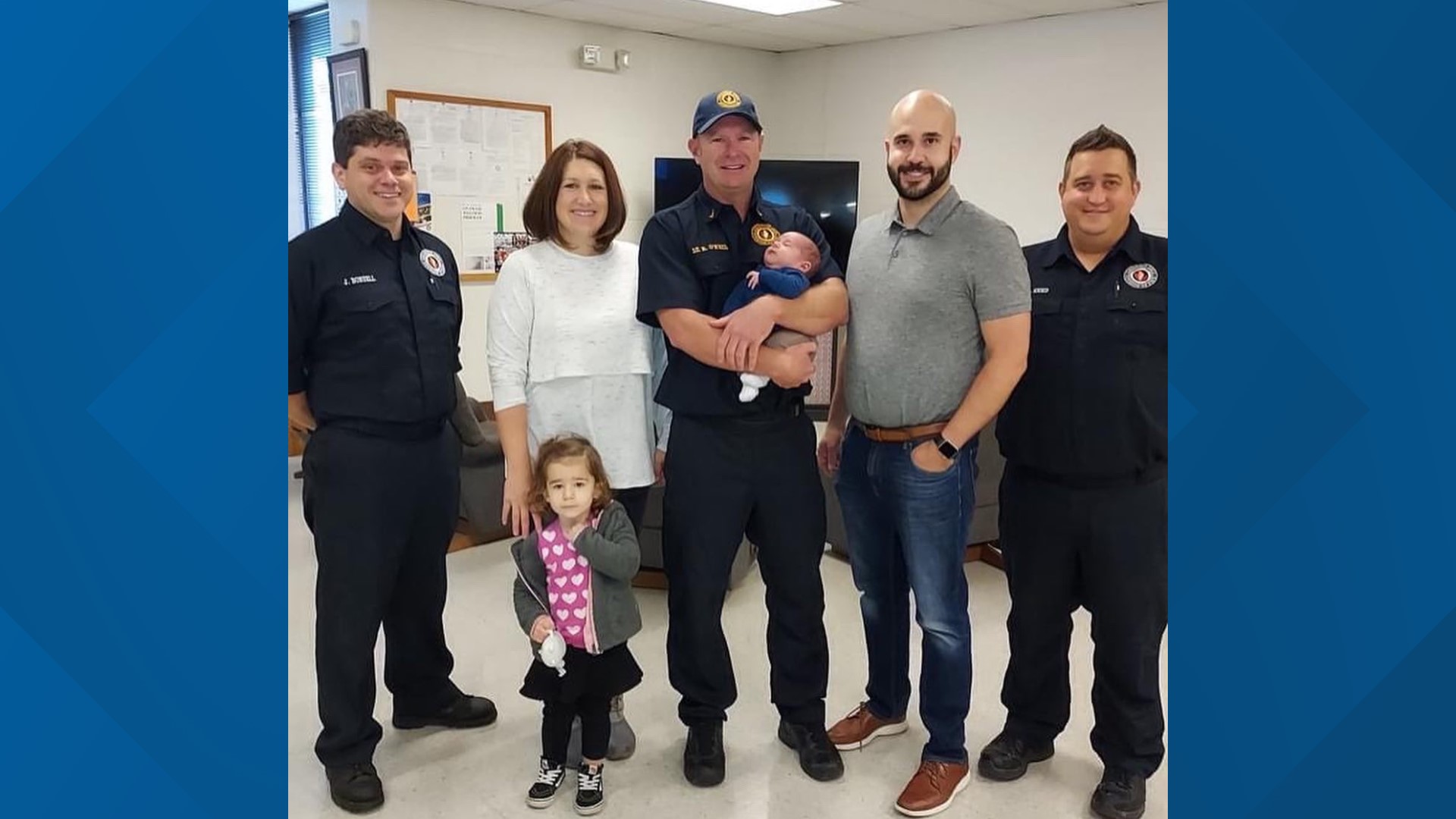 Columbus firefighters deliver 9-pound baby | 10tv.com