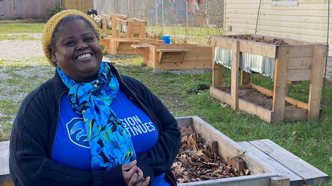 Community gardens providing sustainable food for Columbus food deserts ...