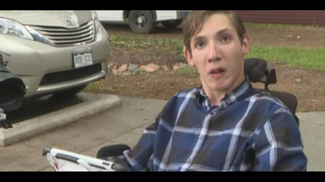 Colorado teen overcomes disability to walk across stage at graduation ...
