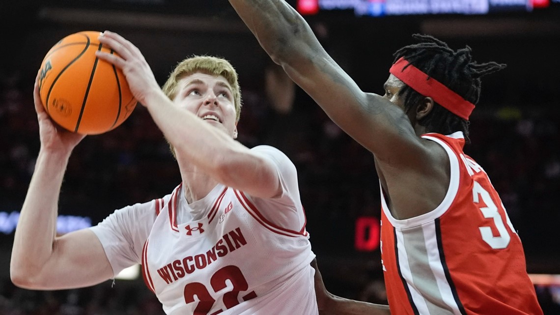 Steven Crowl, AJ Storr post double-doubles, lead No. 20 Wisconsin past ...