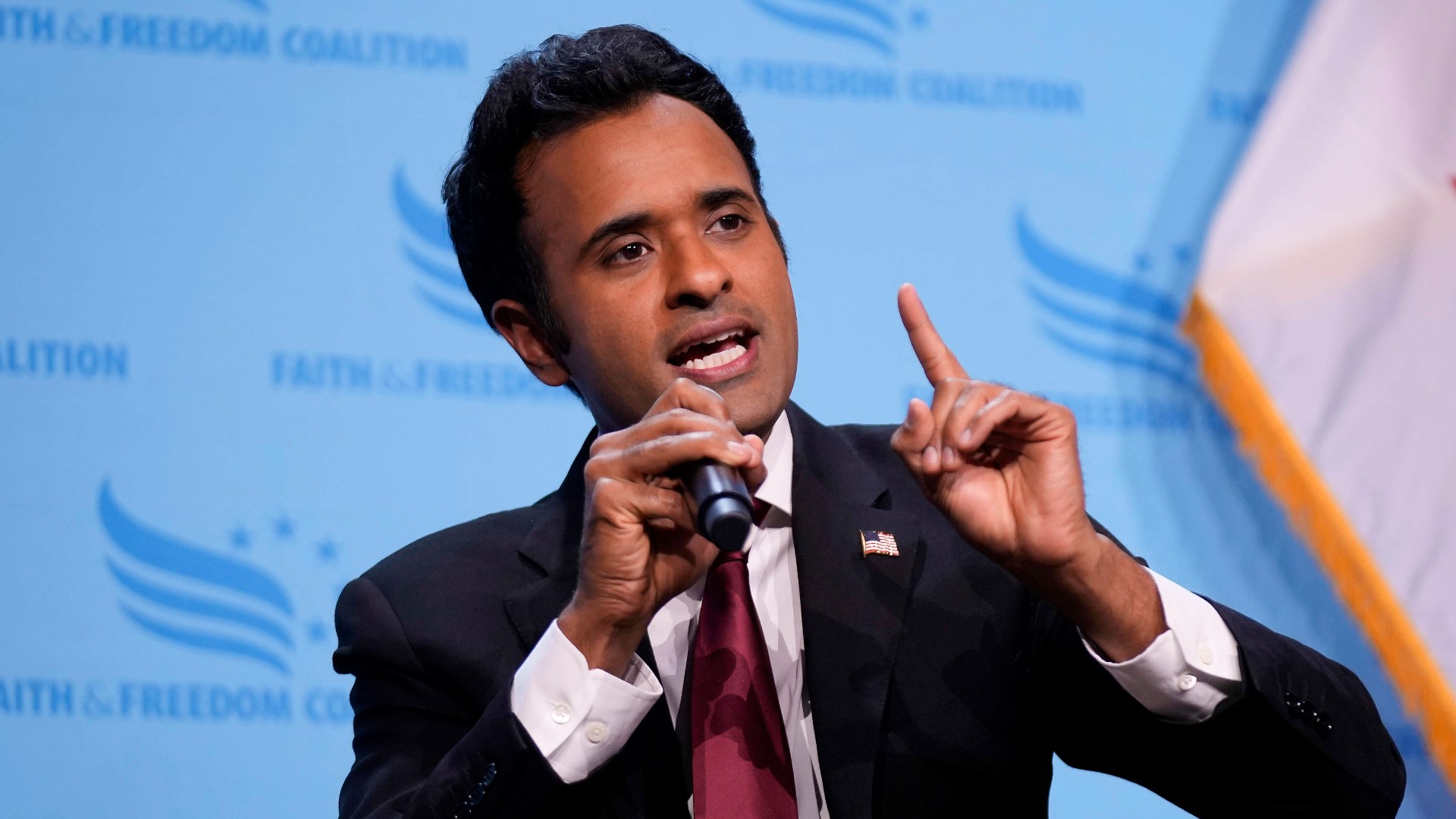 AP: Vivek Ramaswamy interested in filling Vance's old Senate seat ...