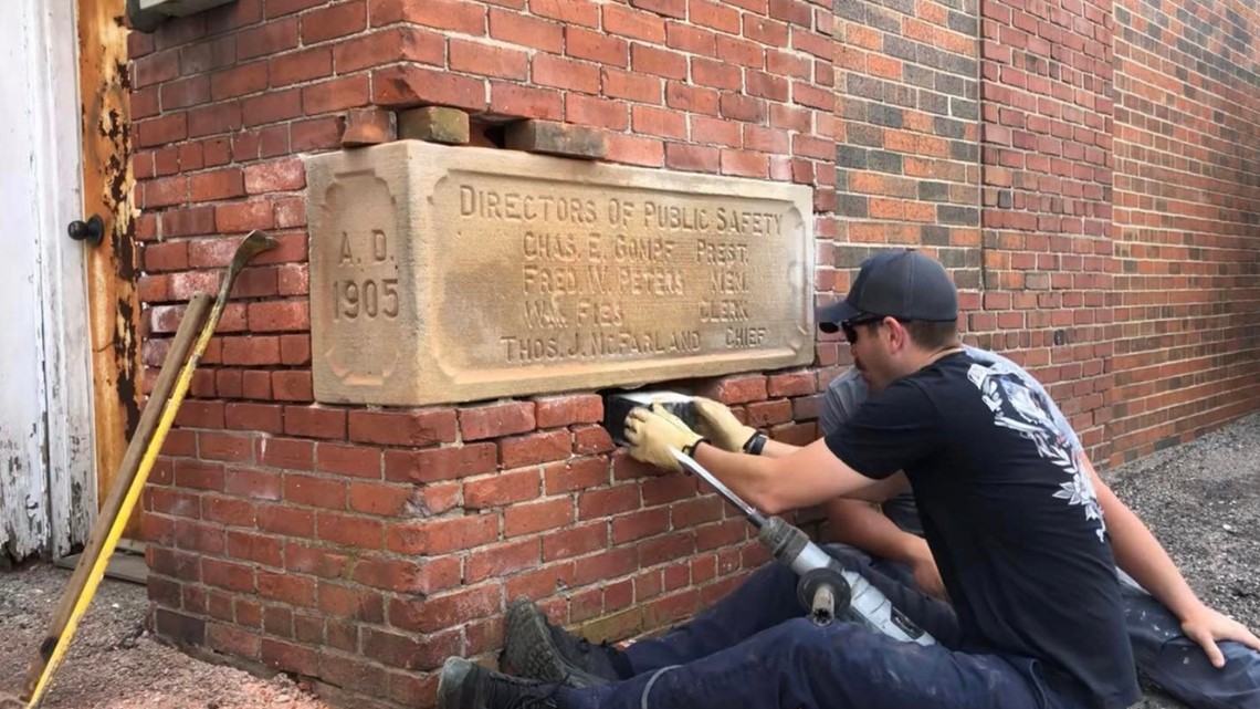 Marion Fire Department opens time capsule from 1905 | 10tv.com