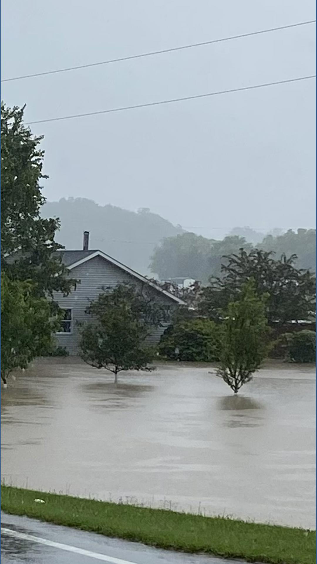 Flooding shuts down roads in Pickaway, Ross counties | 10tv.com