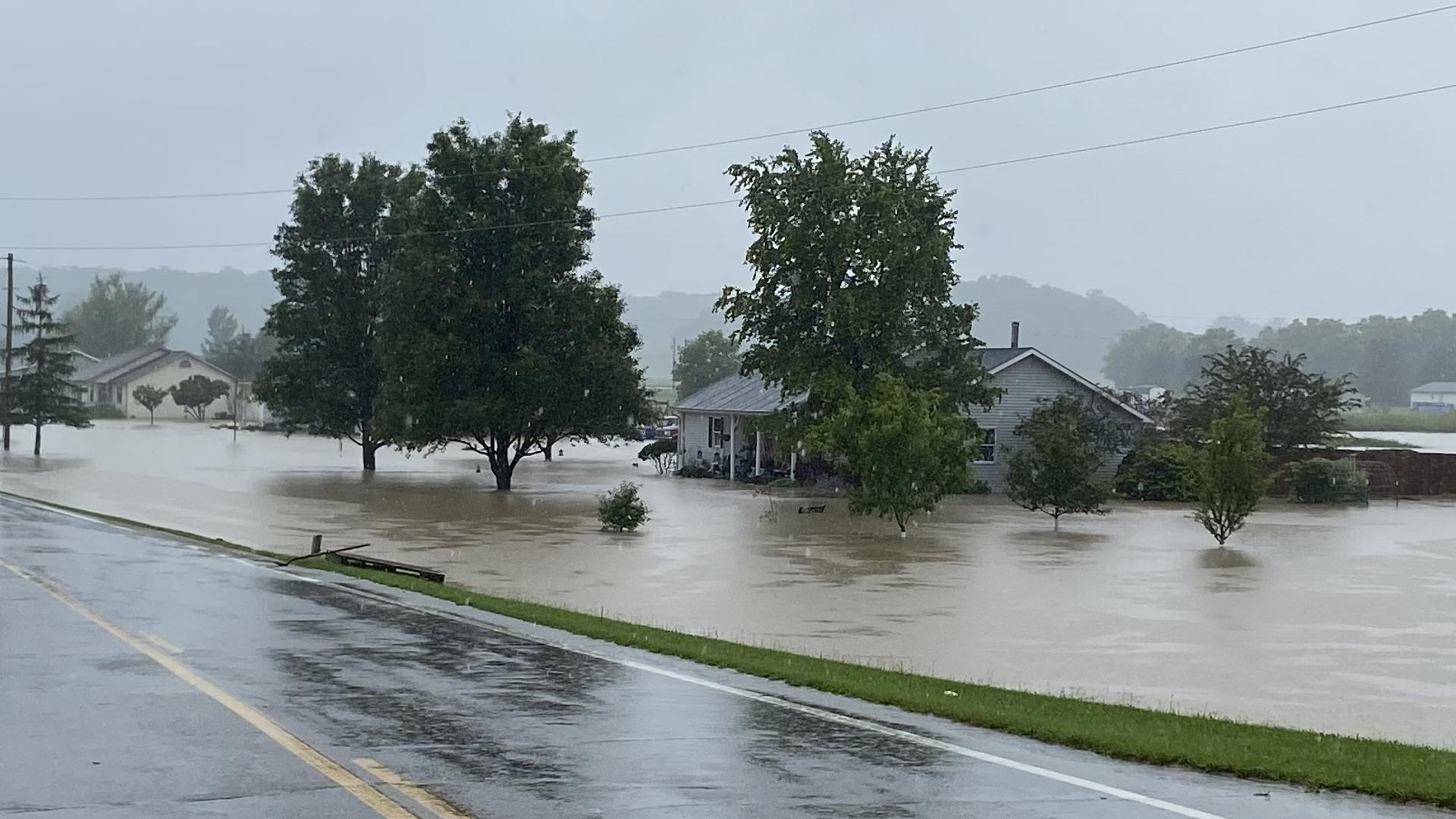 Flooding shuts down roads in Pickaway, Ross counties | 10tv.com