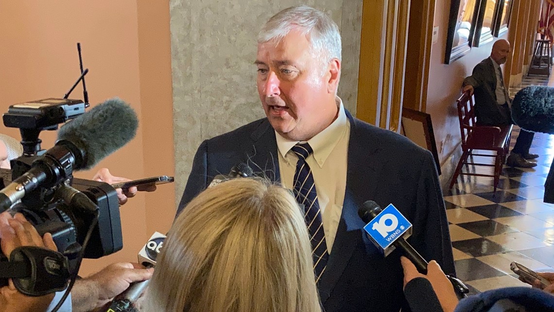 Attorneys for Larry Householder looking to dismiss bribery case | 10tv.com