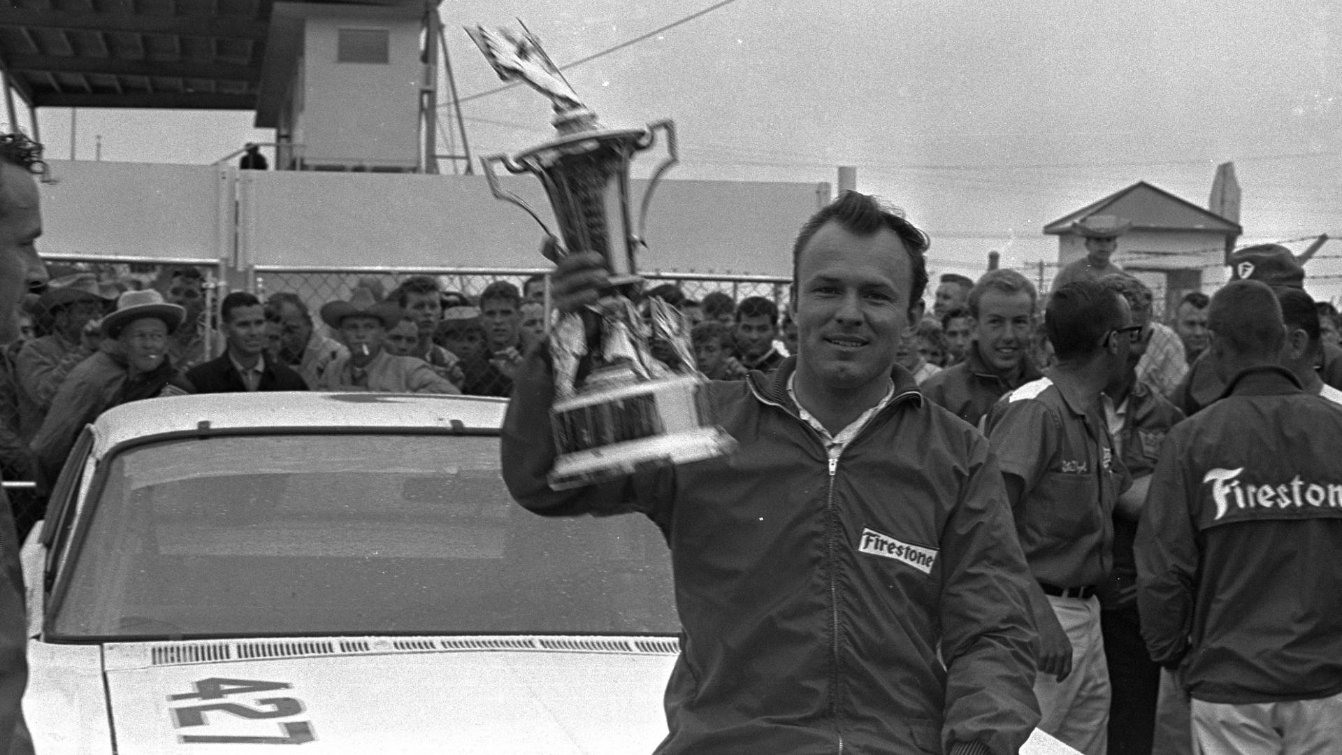 Fred Lorenzen, 1965 Daytona 500 champion, dies at 89 | wthr.com
