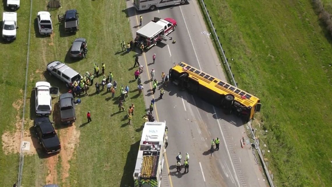 1 dead after Pine Ridge Middle School bus crash on I-77 in South ...
