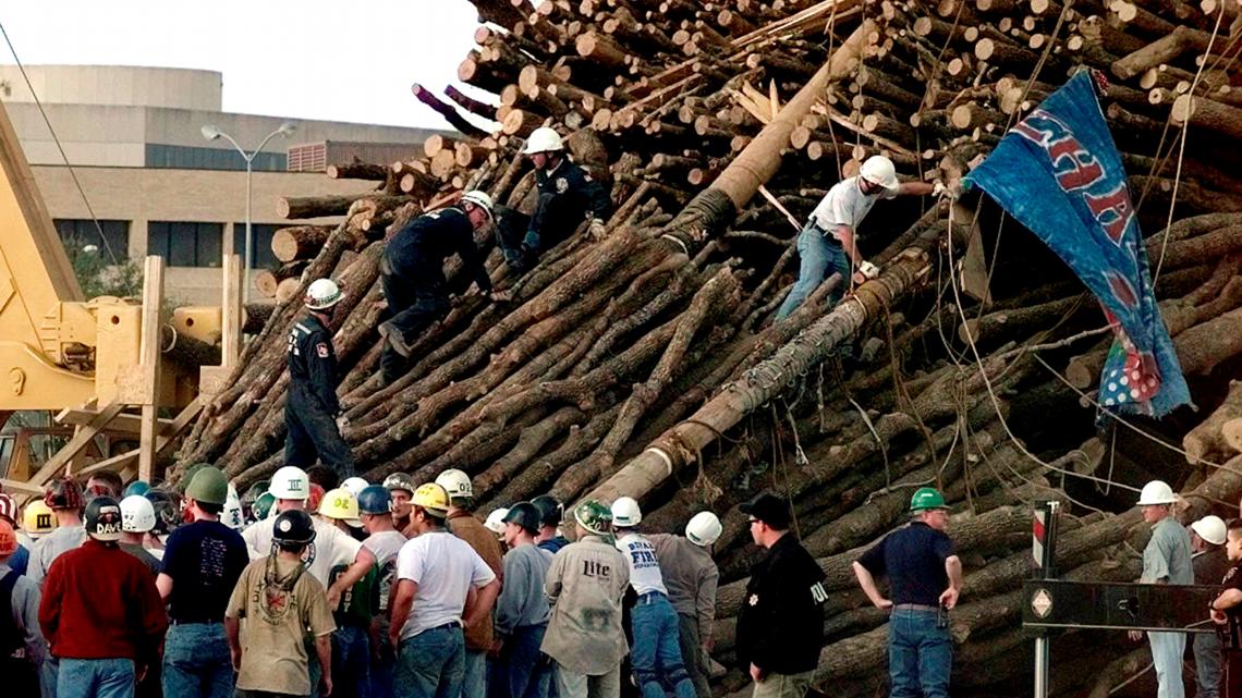Texas A&M to commemorate the Aggie Bonfire tragedy 25 years later ...