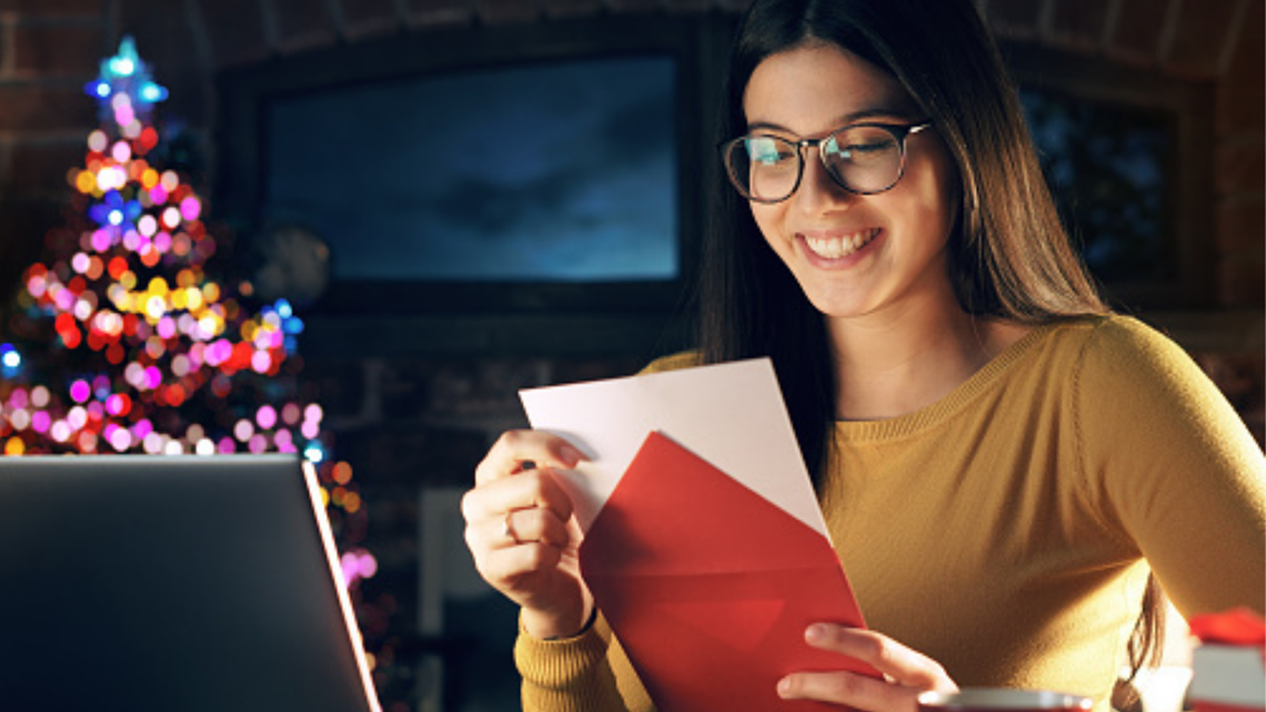 International Christmas Card Day 2021 deals and offers | fox43.com